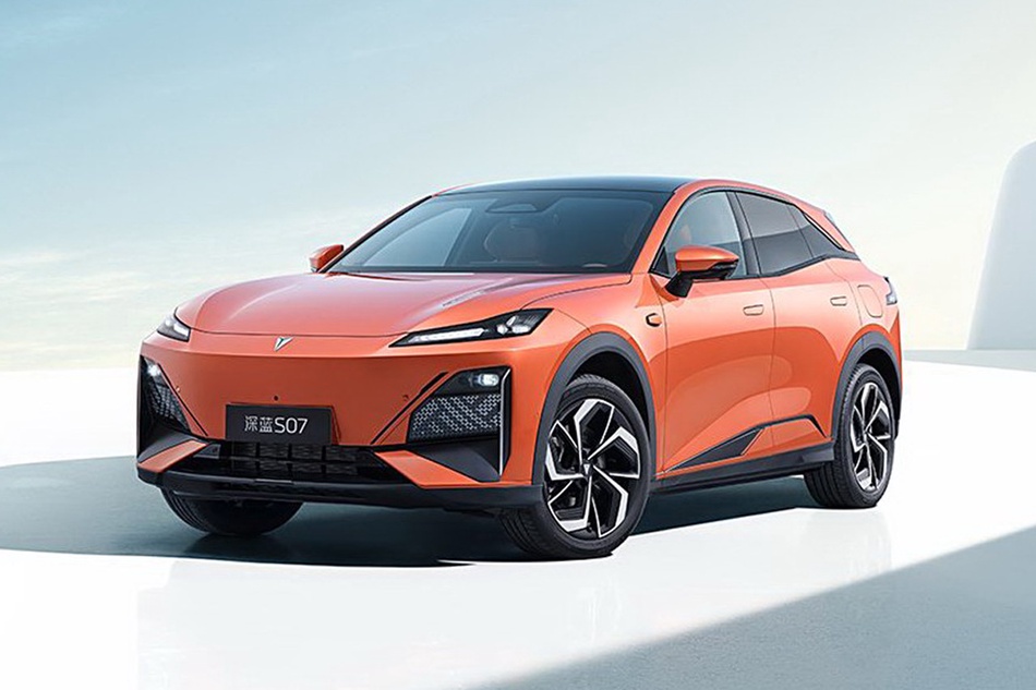 【深蓝汽车2024款深蓝S07 215Max 乾崑智驾ADS SE增程版】报价_参数_图片 – 新浪汽车